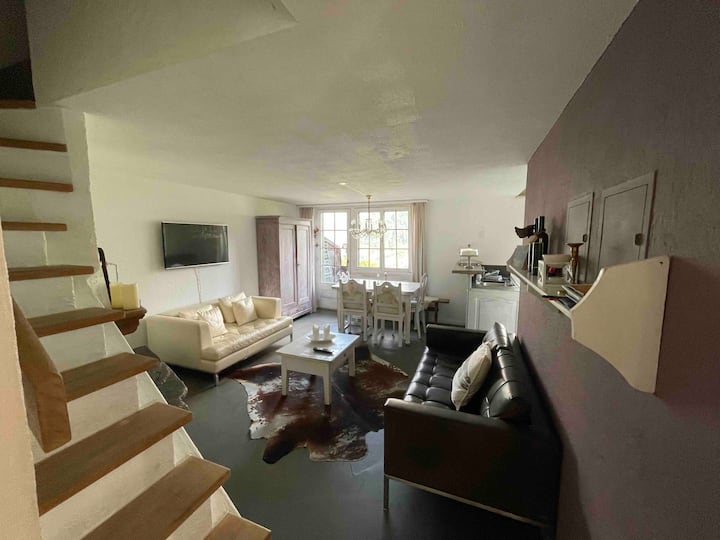 Surfers Horizon Loft | Balcony & Panoramic Views - Grindelwald