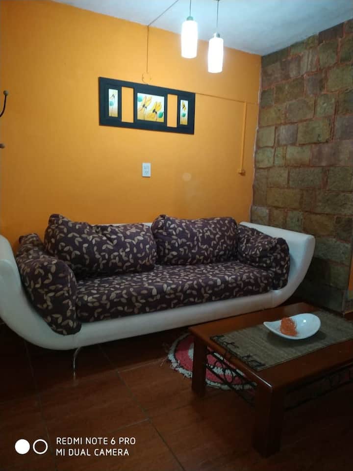 Vivir Como En Casa - Reconquista