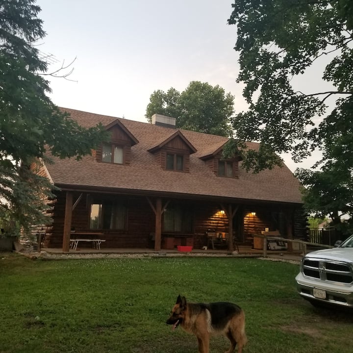 Countryside Relaxation On 75 Plus Acres - Brantford