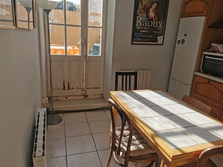 Chambre Double, Salle De Bains Privé, Cuisine - Pézenas