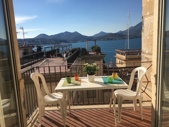 Luminoso Appartamento Panoramico - Gaeta Medievale - Gaeta