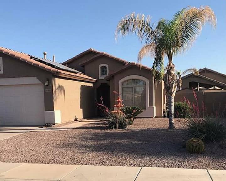 Cactus League 3 Bed 2 Bath Pool Home - Surprise, AZ