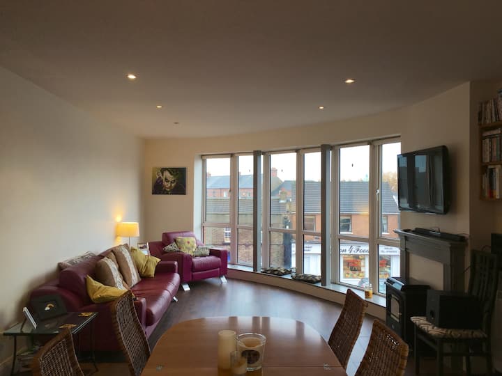 Modern Apartment With Great View - 던리어리