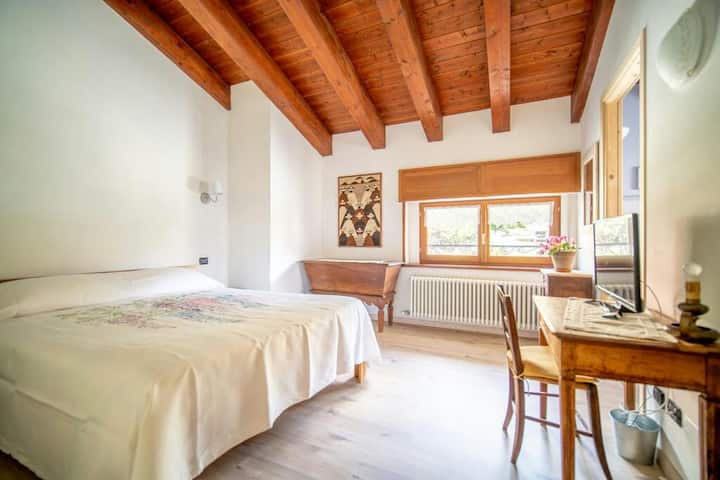 Camera Indipendente Con Bagno In Villa Gaia - Vallée d'Aoste