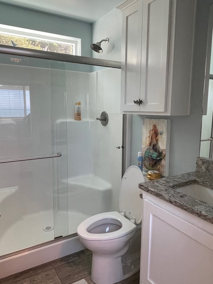 Coral Cottage - Gold Beach, OR