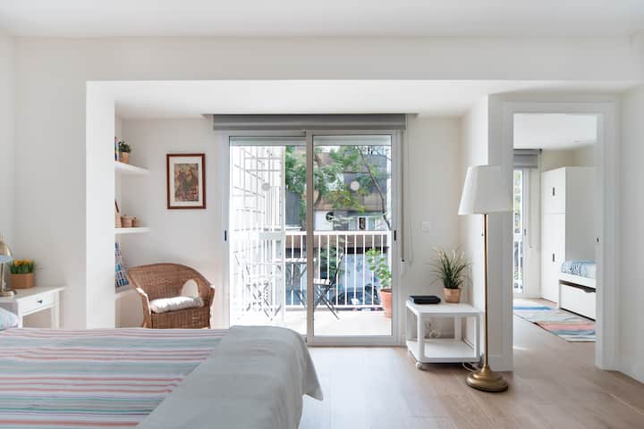 Explore The Historical City From A Family-friendly Flat - Valencia