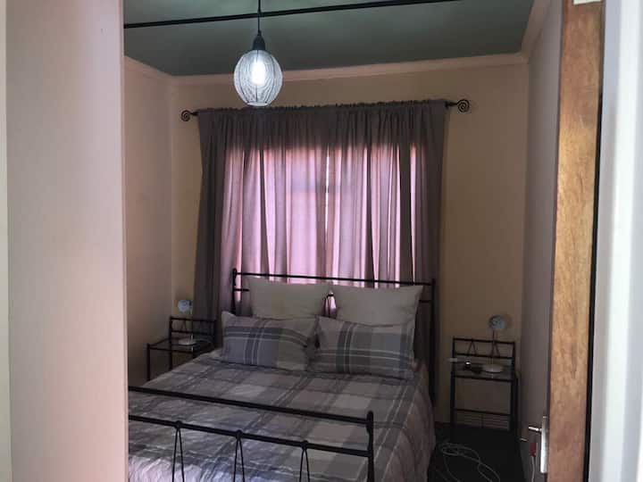 Cosy Self Catering Back Flat - Windhuk