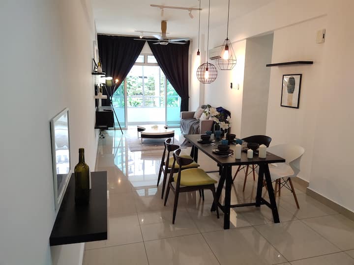 Johor Bahru Holiday Rentals & Homes - Johor, Malaysia | Airbnb
