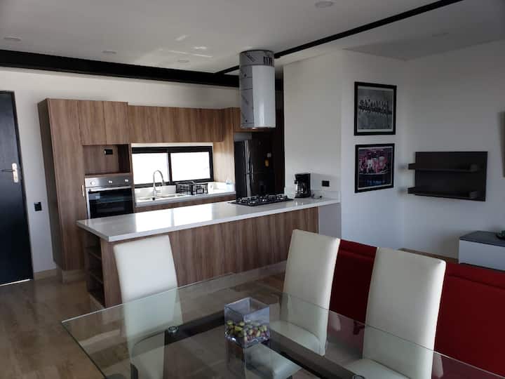 Dpto 1 Recámara, Edificio Piso Sie7e Milenio - Santiago de Querétaro