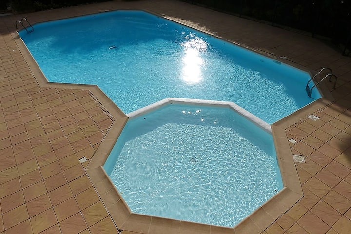 2p à Cagnes Avec Jardin, Piscine Et Proche Mer - Cagnes-sur-Mer