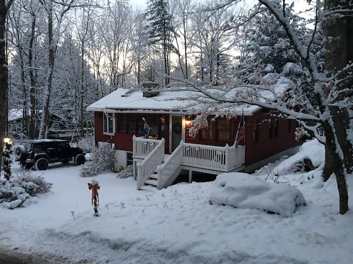Charming Cottage In The Hamlet Of Smallwood Ny - Bethel, NY