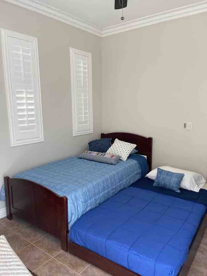 Private Comfortable 1-bedroom With Double Bed - Chula Vista, CA