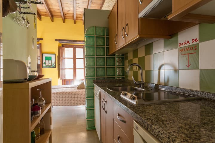 Triana, Junto Al Rio. - Sevilla, İspanya