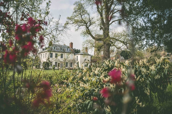 Romantic Barn. Private Hot Tub & Grounds - Taunton