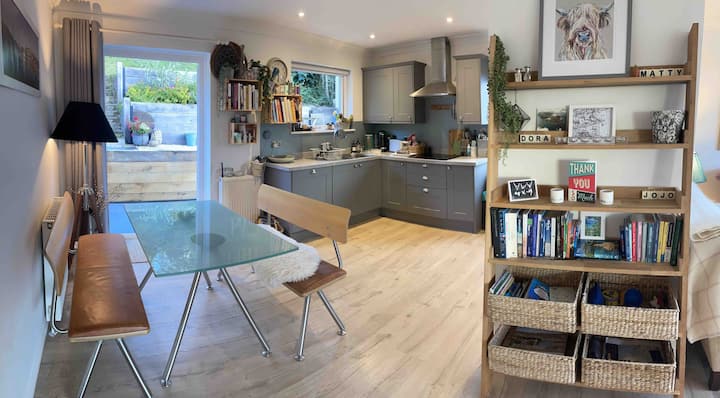 Salcombe - Contemporary 2 Bed With Parking. - Salcombe