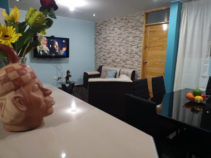 Departamento De Estreno Centrico Y Acogedor. - Trujillo