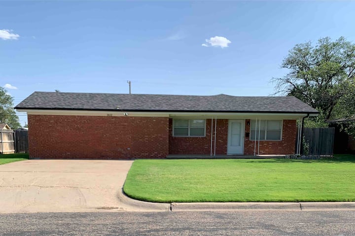 Beautiful In Canyon With Lots Of Room - Canyon, TX