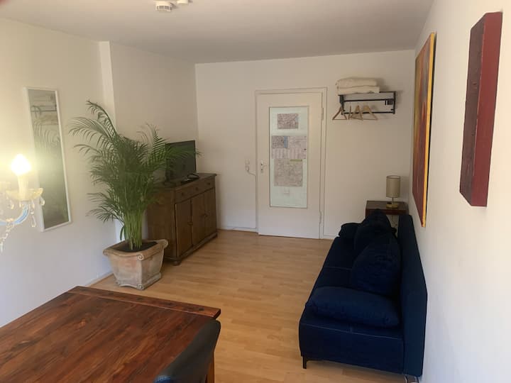 Privatzimmer In Köln-riehl-direkt Am Zoo - ケルン