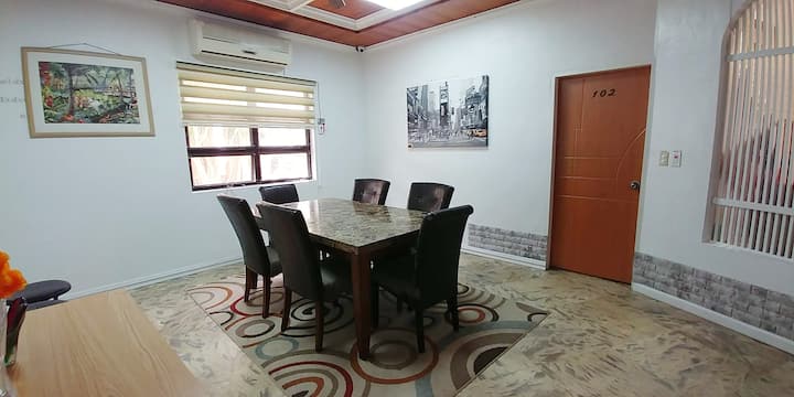 Kinghouse Private Bathroom (101or103or105or
202 ) - Guam