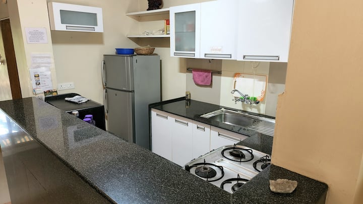 Serene River View Ac Room - 5 Min From Osho Ashram - Pune (India)