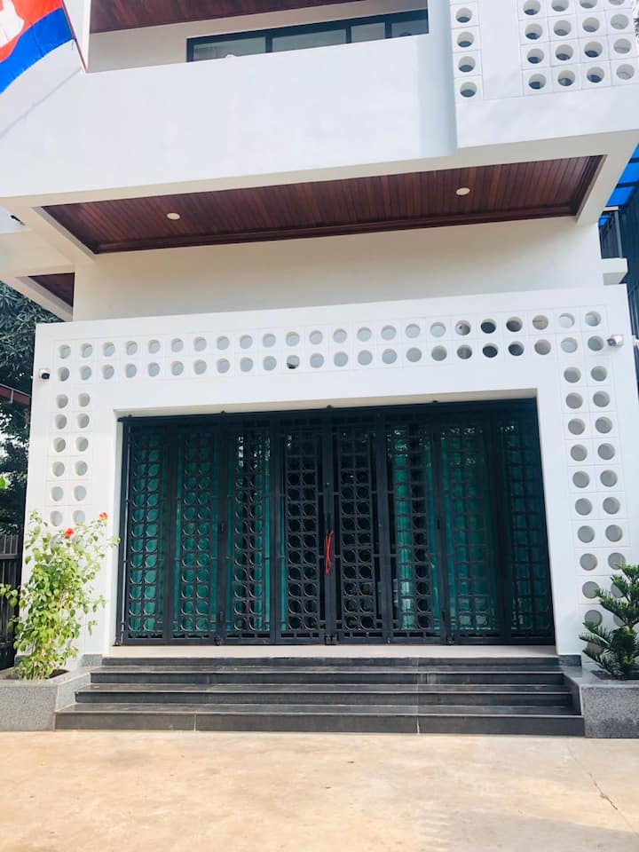 Domo House(domo Cafe) - Cambodia