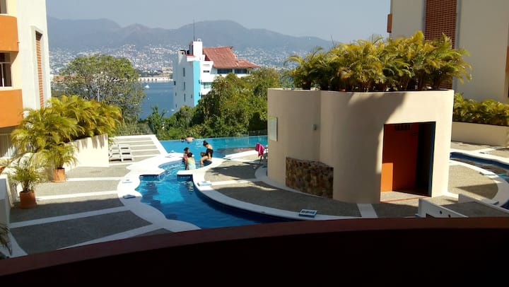 Depto En Acapulco Con Espectacular Alberca - Acapulco