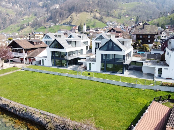 Ferienvilla Am See 5, Privater Seezugang - Stoos