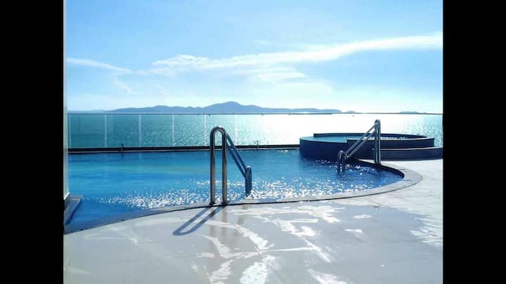 Million Dollar Sea View Luxury Hi-rise For Cheap ! - Pattaya City