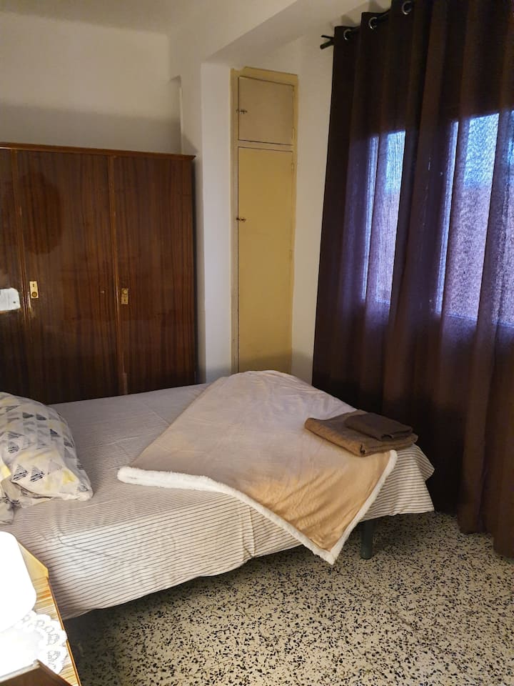 Habitación En Pleno Centro De Málaga - Málaga