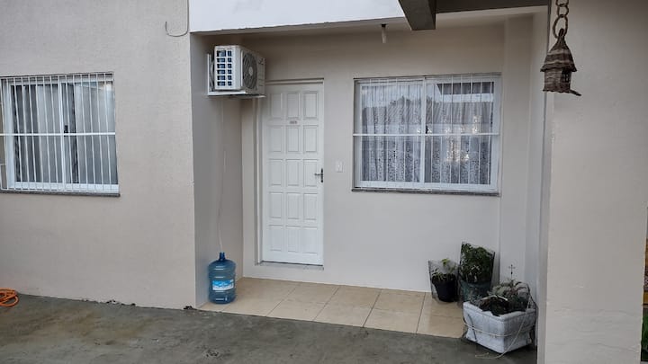 Apartamento Térreo, Com Estacionamento Incluso. - Passo Fundo