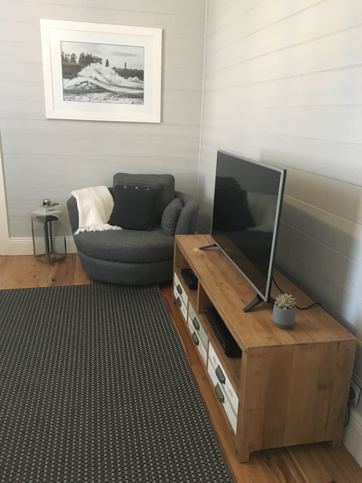 Hindmarsh Park Holiday Cottage Kiama- - Kiama