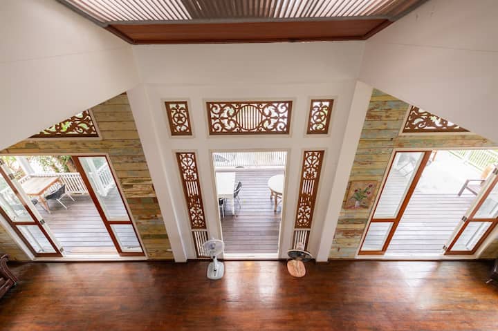 Artist Pool Villa • 4br • 1-min Walk To Beach - Hua Hin