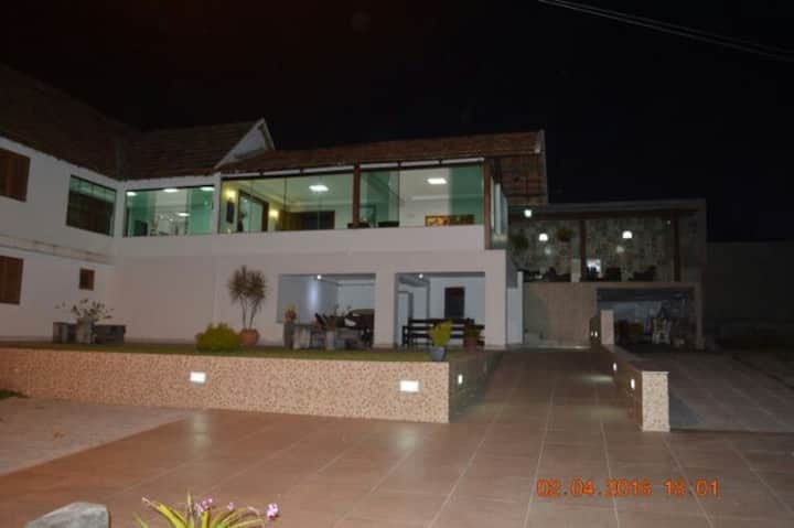 Friozinho,5 Suites,forno Pizza, Lenha, Churrasco - Pernambuco