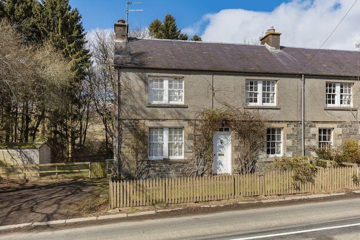 3 Bedroom Cottage  - Ettrick Water, Selkirk - Selkirk, UK