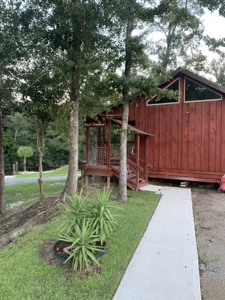 Bully's Bunkhouse On The River - Scarlet Pearl Casino Resort