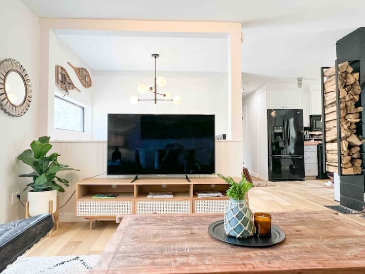 Muskoka Bungalow Near Huntsville - Huntsville