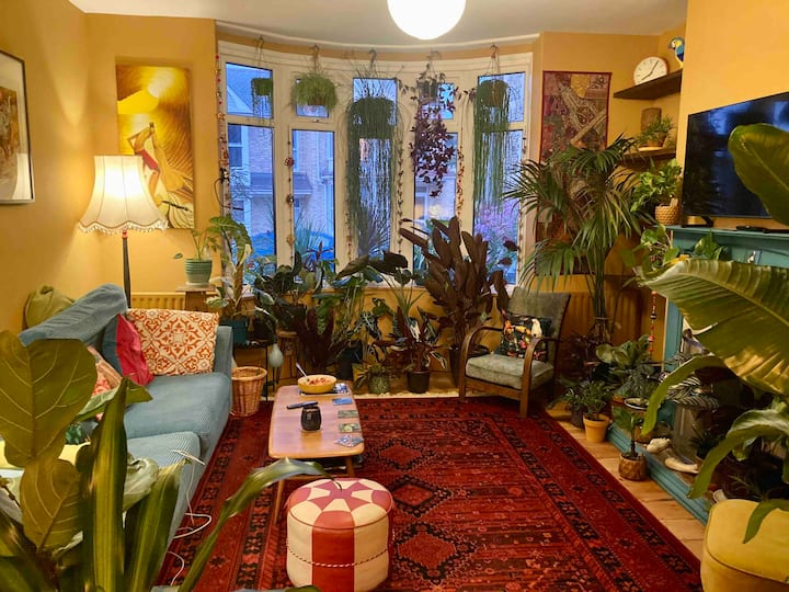 1 King+1 Single Room Boho Plant House (Salt Path) - Ilfracombe