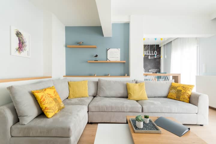 Lower Penthouse With Big Terrace & Lycabettus View - Athens