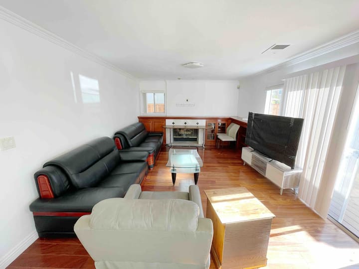 Uc121 Room In A Very Big House - Fremont, CA