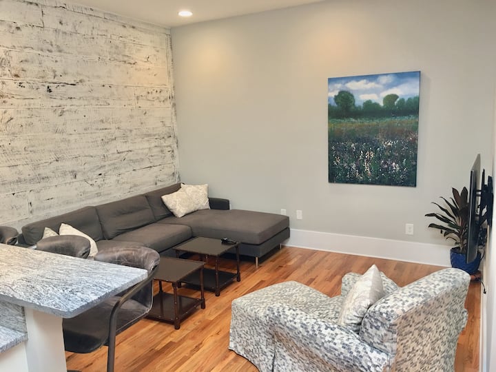 Clayton Street Loft - Athens, GA
