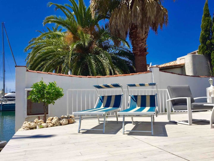 Haus Am Wasser/ Water House And Close To The Beach - Roses