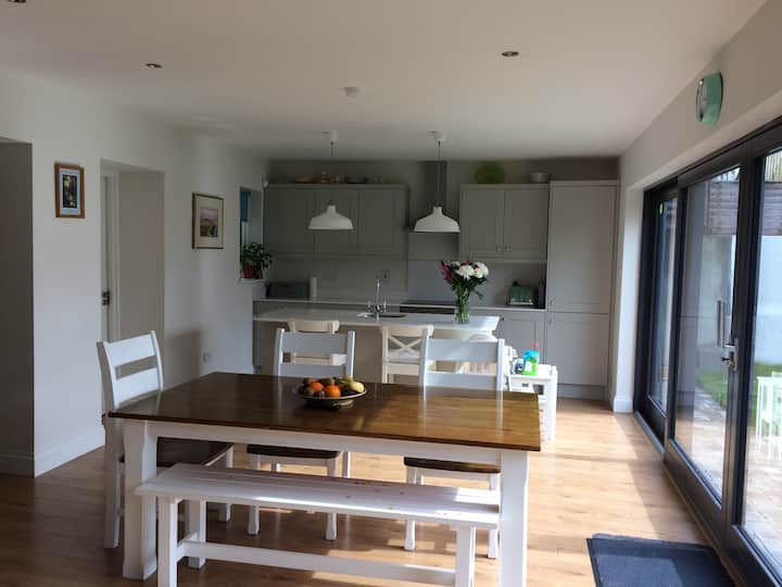 Beautiful House 3km From City Centre - Dublin