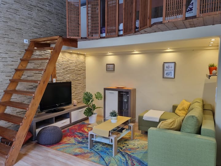 Charming Apartment Next To Andrássy Street - Budapest