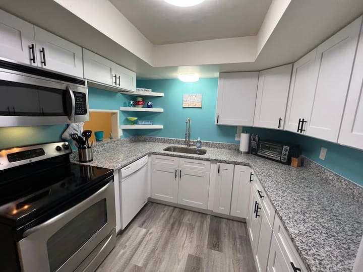 Seas The Day!! 🌴🌞 Close To Everything! - Clearwater, FL