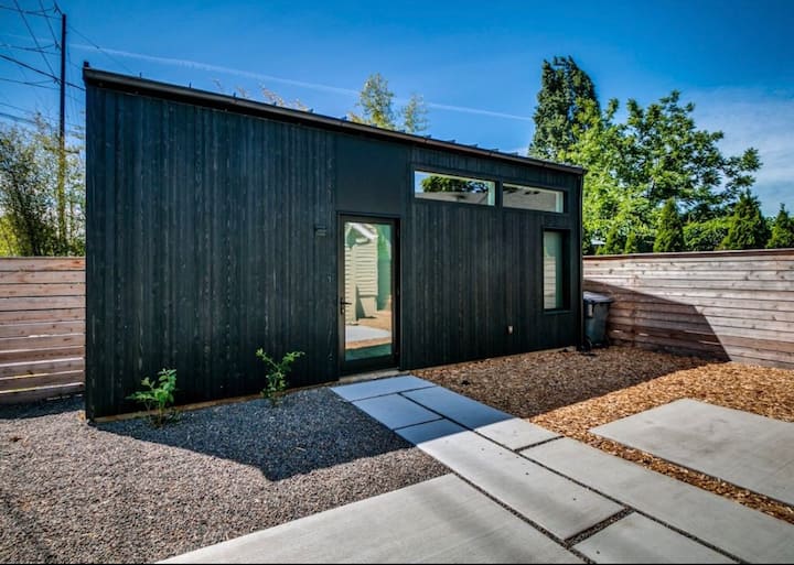 Cedar House In North Portland - Portland, OR