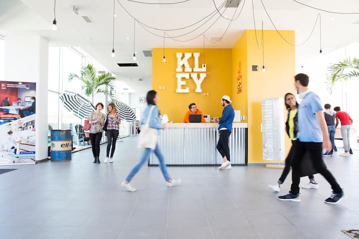 Studio Meublé Et éQuipé - Résidence Moderne - Castanet-Tolosan