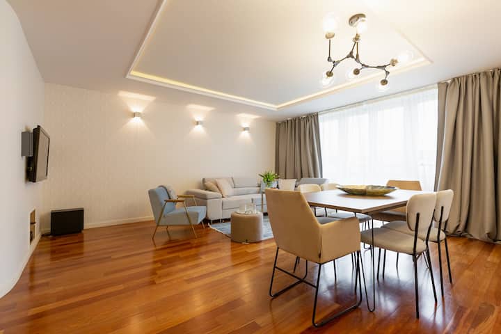 Elegant Part Of Warsaw And Amazing 2bdr Apartment! - Warsaw