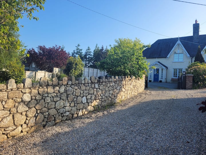 Mountain Cottage - Bray