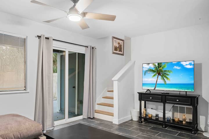 Sunny Escape | 4br | Mayport Naval Base - Beaches - Jacksonville