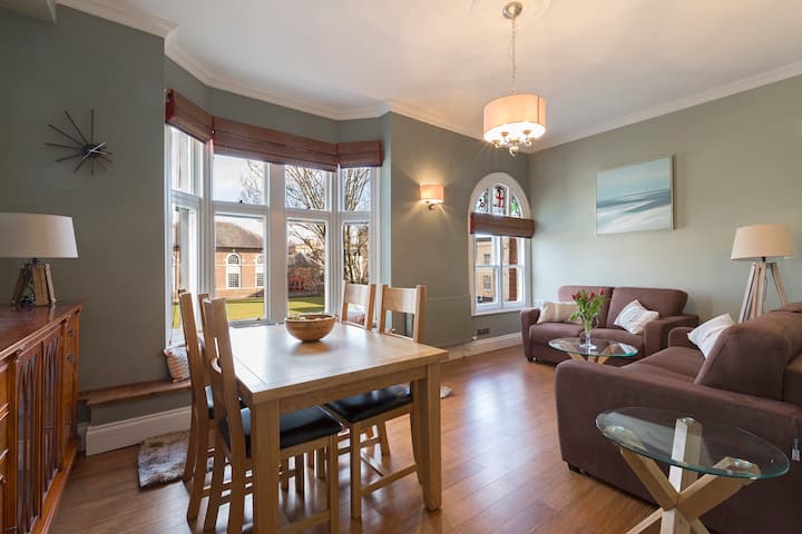 Period Town Centre Apartment/free Zone 12 Parking - Cheltenham